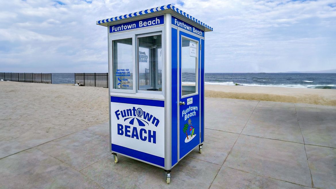 Secure Cashier Booths - Browse Our Models! | Guardian Booth