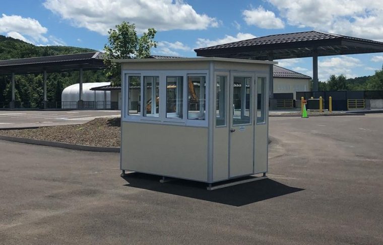 Prefab Booths as Portable Press Boxes for Elevated Event Media Coverage