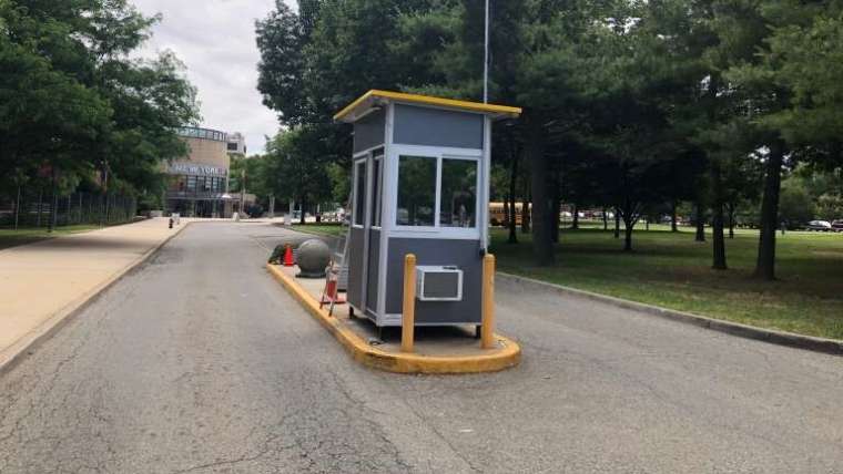 Secure Entrance Gate Booth - Learn More! | Guardian Booth